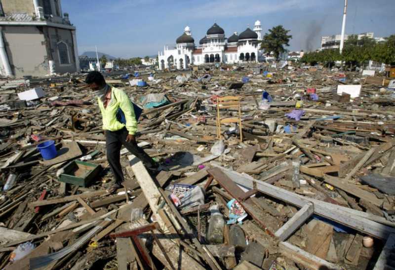 Terkuak, Ini Penyebab Gempa dan Tsunami di Aceh - Uzone Terkuak, Ini Penyebab Gempa dan Tsunami di Aceh - Uzone